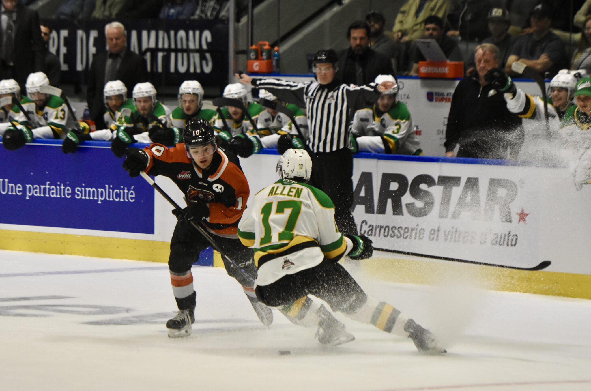 Full story: Tigers clinch Memorial Cup final spot with 3-1 win ...