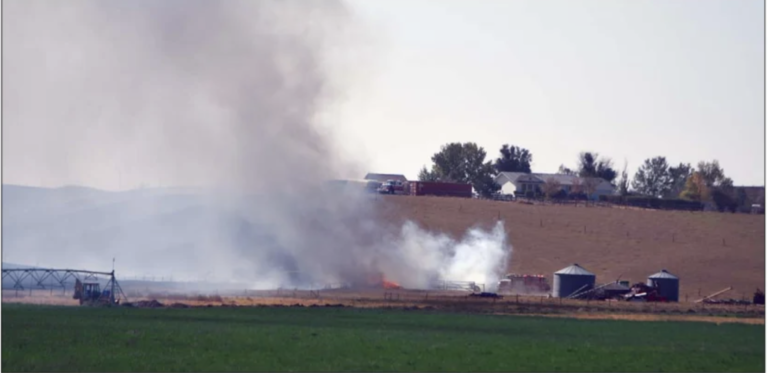 Fast-moving wildfire threatens homes near Cavan Lake - Medicine Hat ...