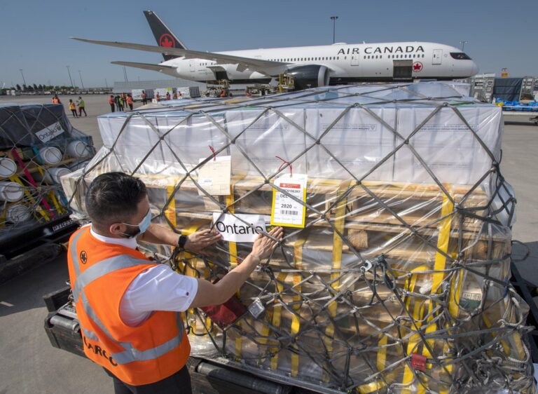 3d8b8c9a5ccd521fe2dfe8a46e5865e61fb7f0caef1b2921ae8c38f10e660558 ...