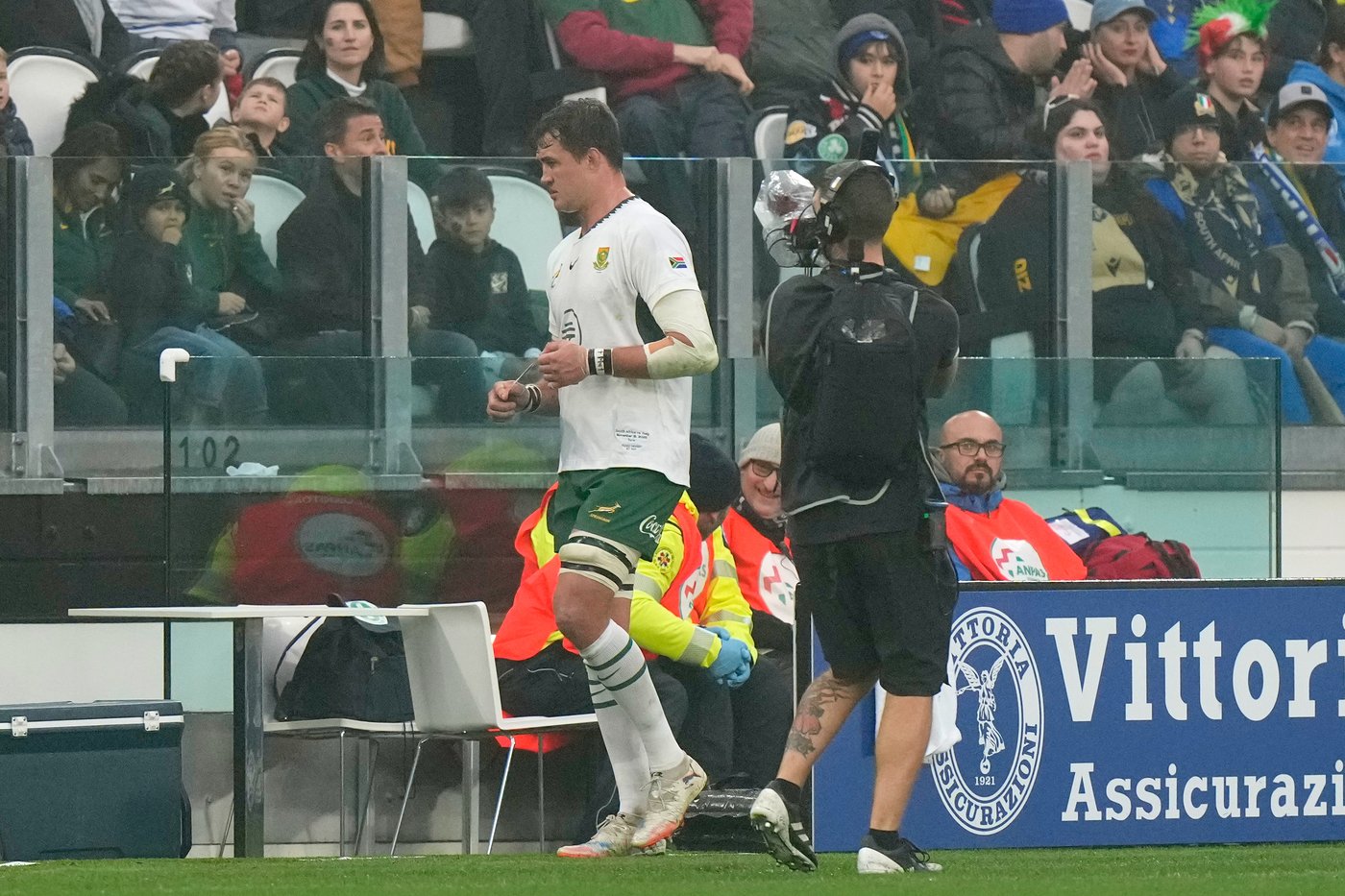 No room in the Springboks for Mostert cleared of red card - Medicine ...