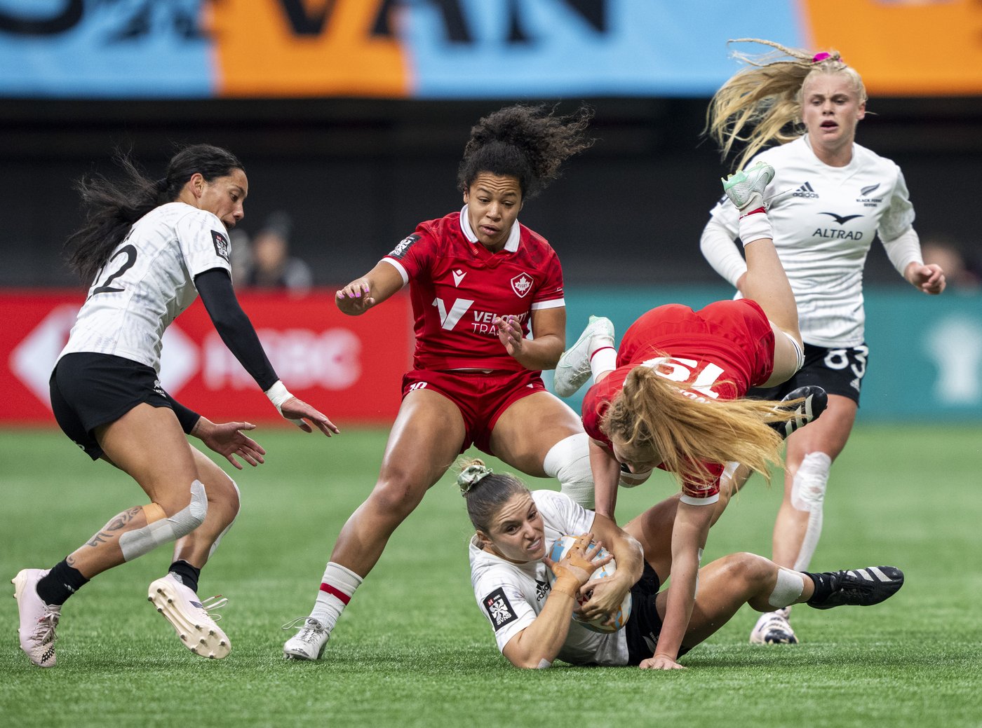 Canadian rugby sevens women kick off revamped HSBC SVNS season in Dubai ...