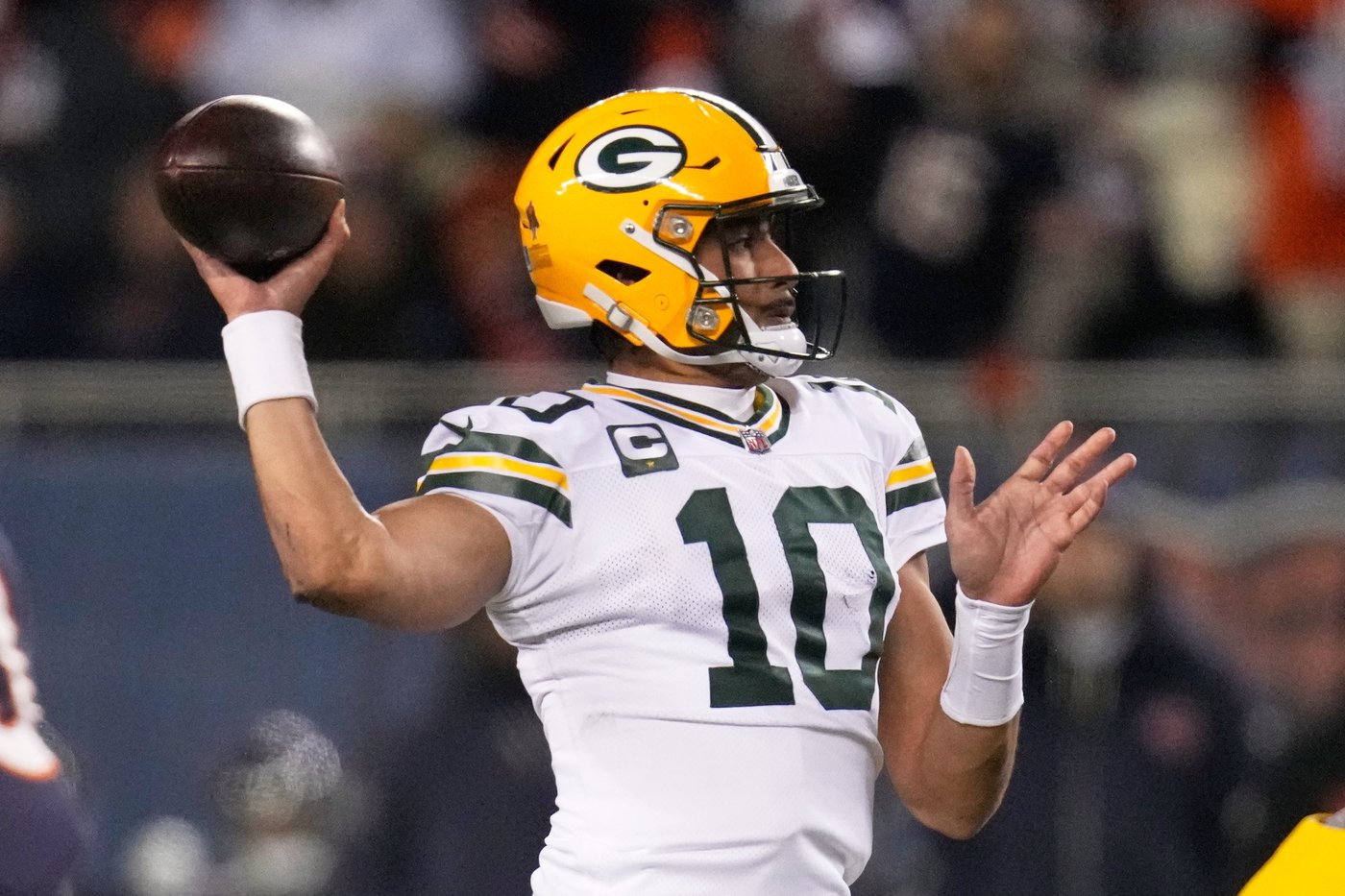 Packers QB Jordan Love being evaluated for a concussion after helmet-to ...