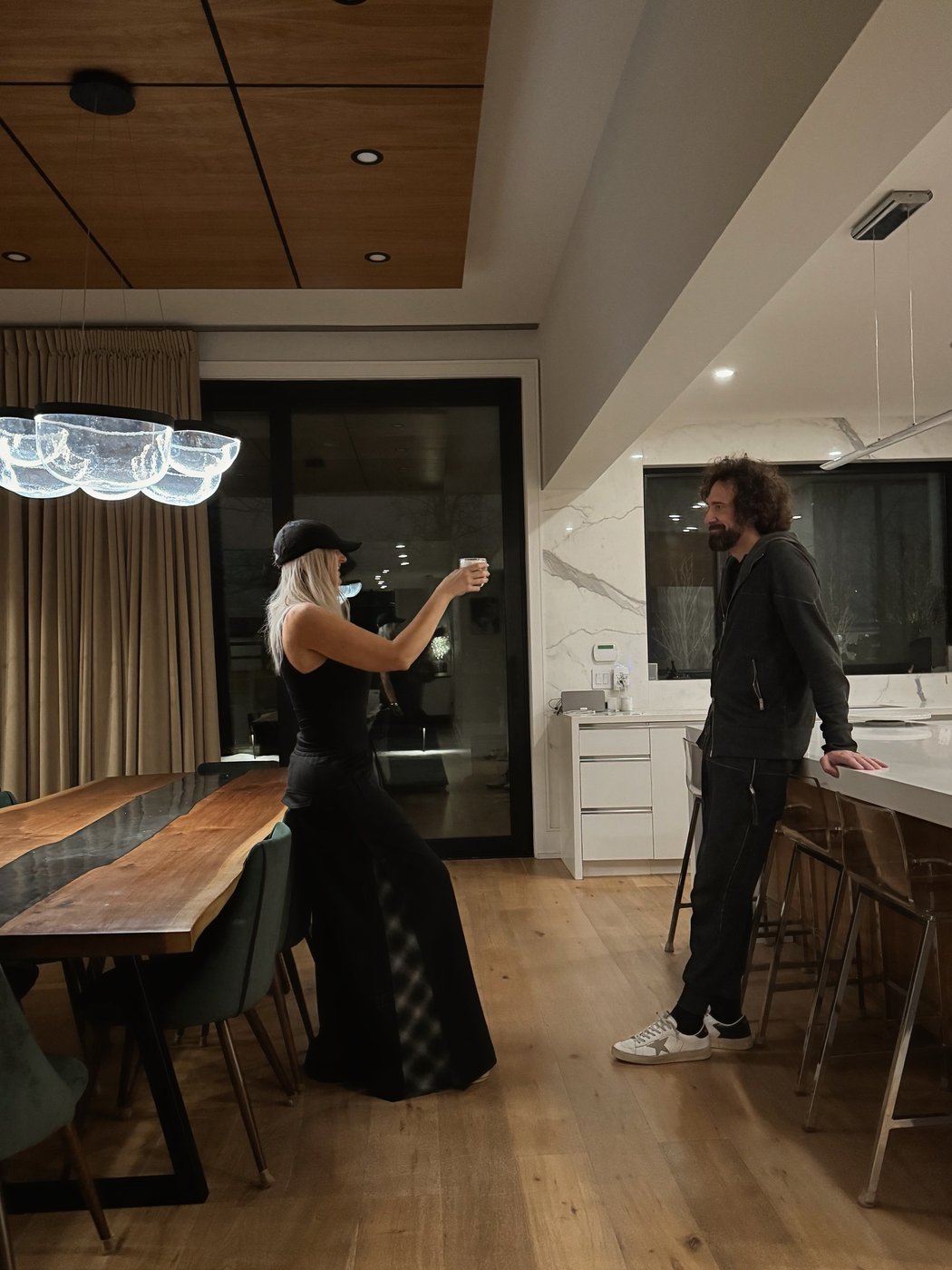 How an Ontario family home became Shane Hollander's love nest in ...