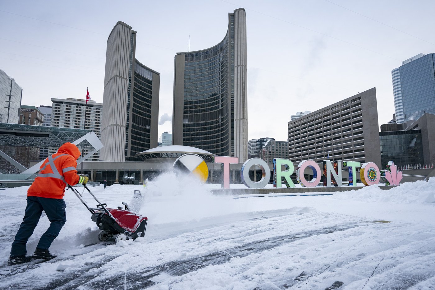Heavy snowstorm to hit Toronto, Eastern Canada as frigid temperatures ...