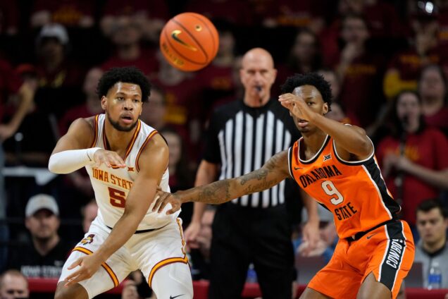 No. 3 Iowa State takes control late in 1st half vs. Oklahoma State and ...
